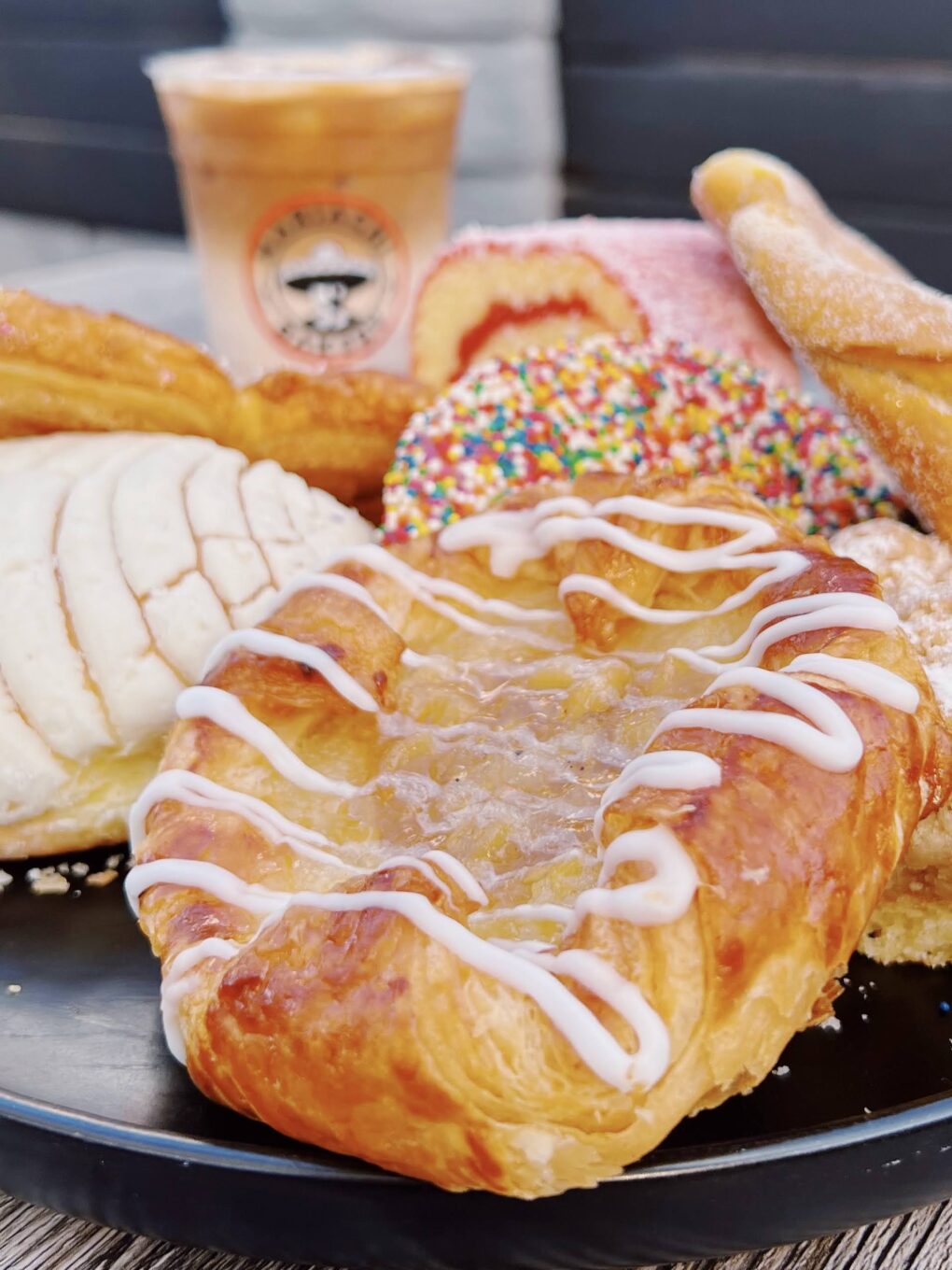 Abuelita Latte – Mexican Café & Panadería